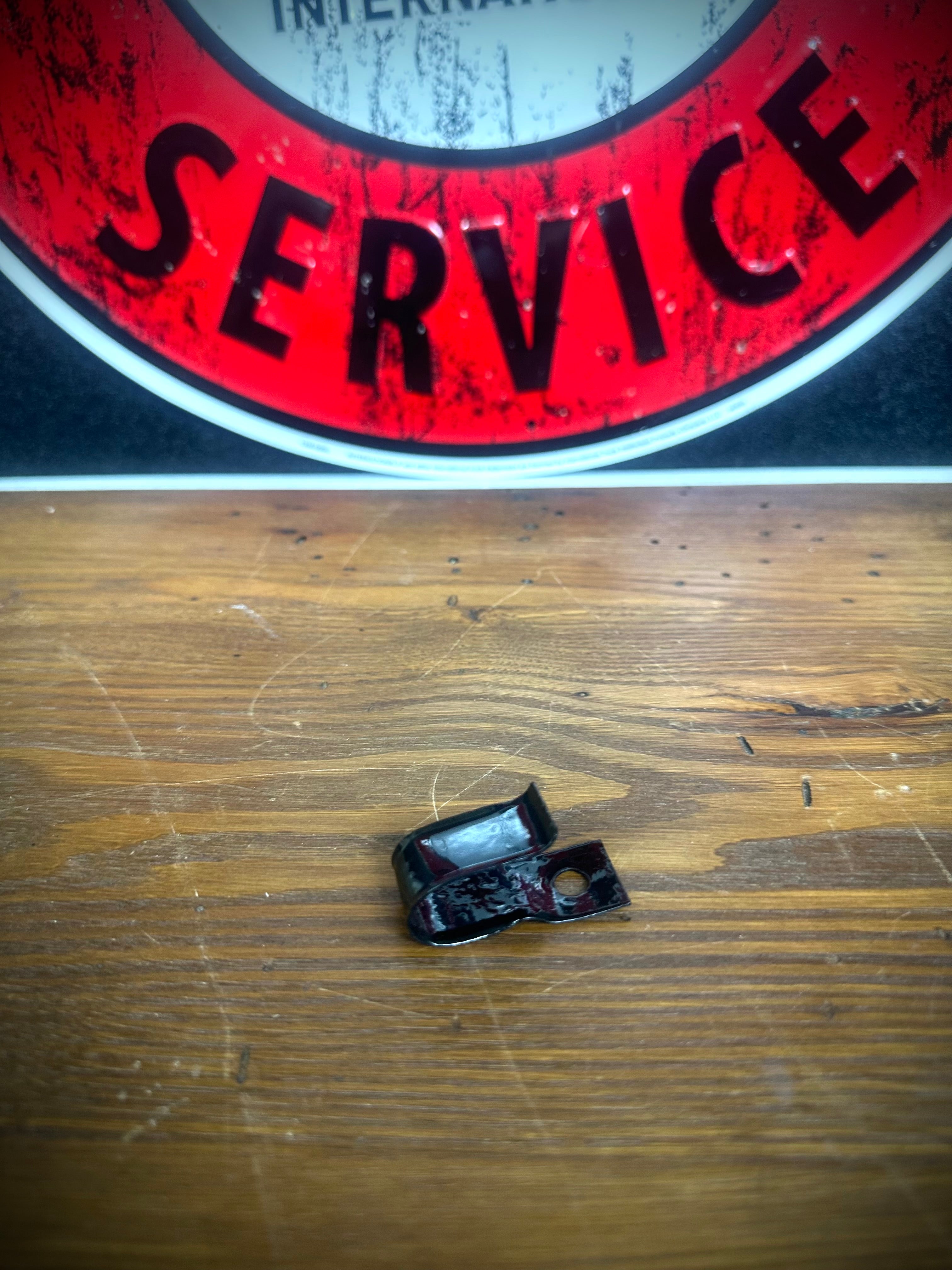 OEM International Hood Prop Rod Clip - Powder-coated - SFJJ2T0223 – T&M ...